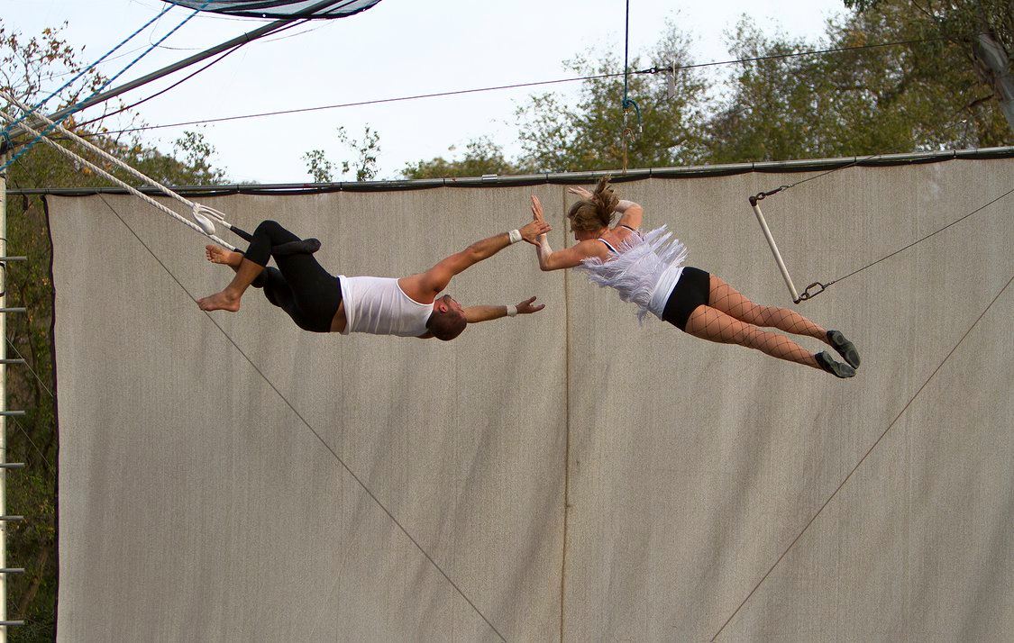 Sensory Overload: Trapeze High Show - Catching and Flying