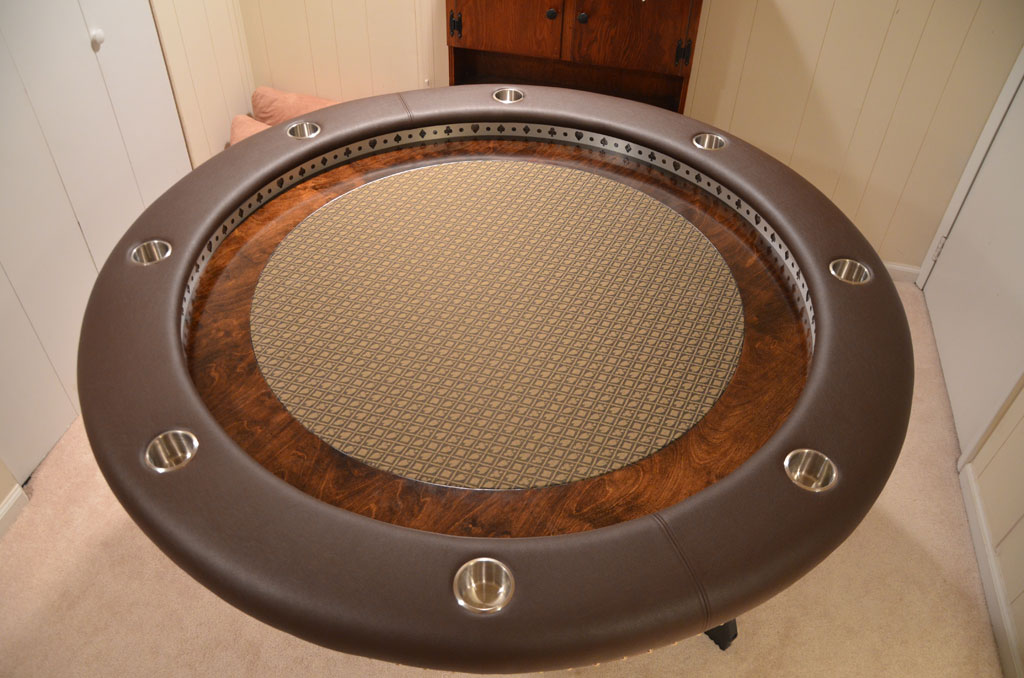 Amazing poker table built