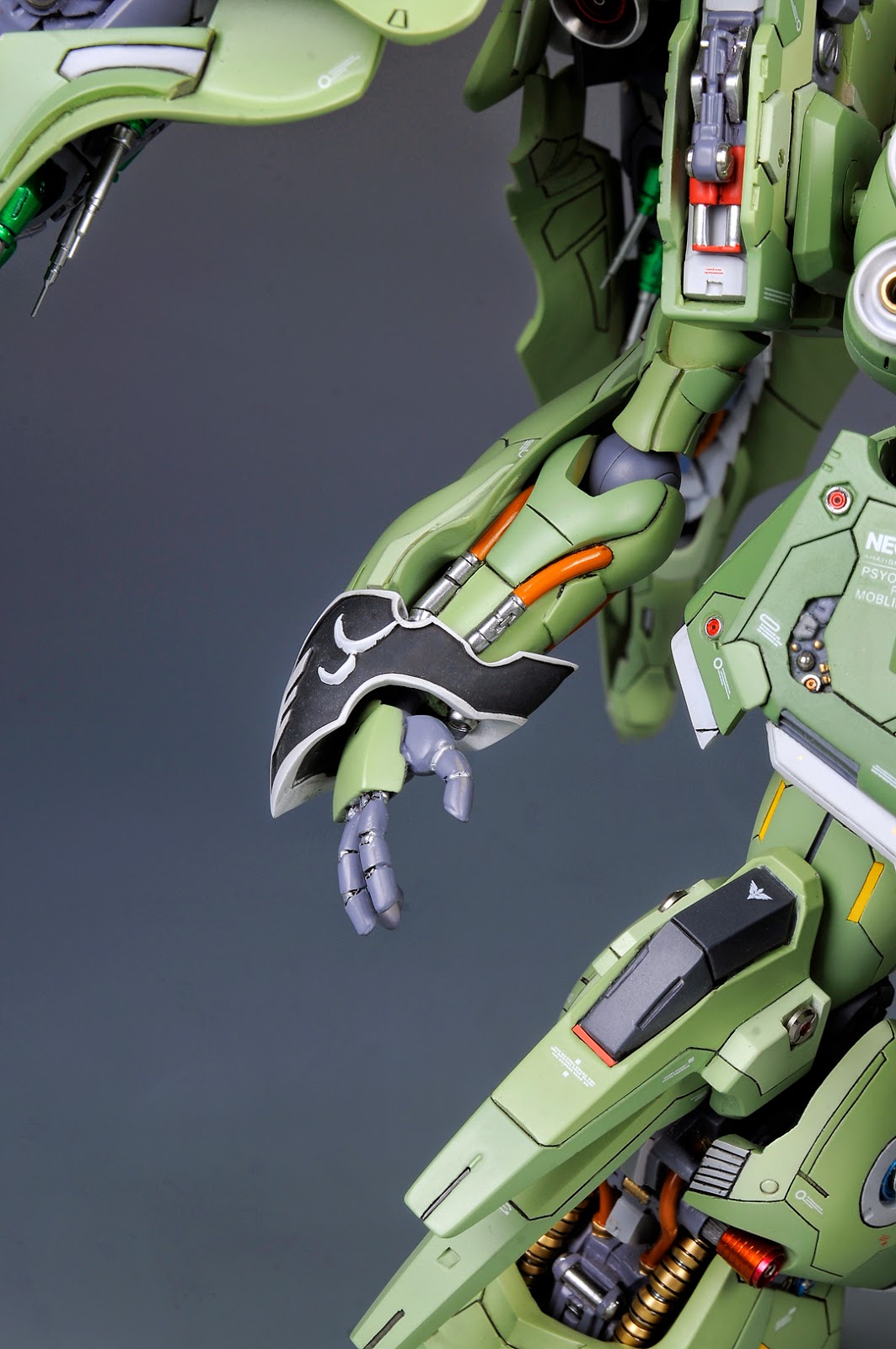 Custom Build: Neo Grade 1/100 NZ-666 Kshatriya "Detailed"