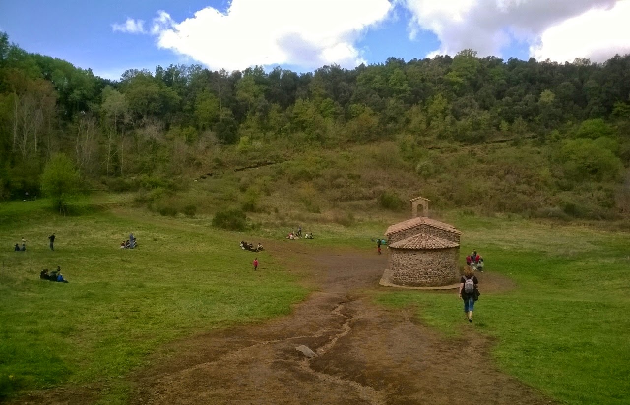 esgarrapacrestes: VOLCÀ DE SANTA MARGARIDA.