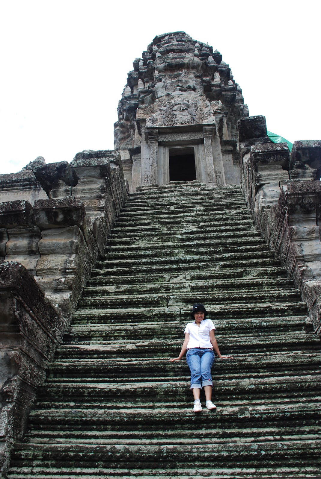aswana-cliche: Siem Reap, Day 2 - Angkor Wat