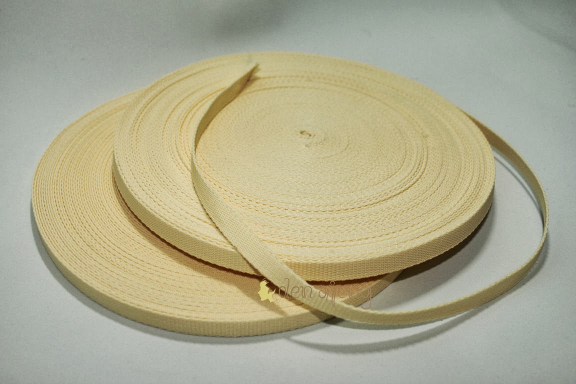 Tali Sepatu ~ Eca Sirip - YaGini.com