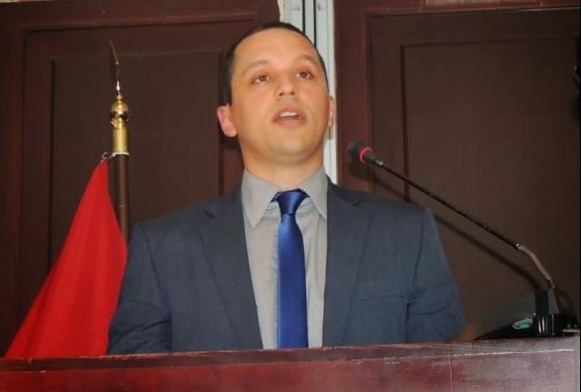 ΤΩΡΑ... Ο ΗΛΙΑΣ ΚΑΣΙΔΙΑΡΗΣ ΣΤΟ "ΑΡΤ" ΜΑΖΙ ΜΕ ΤΟΝ ΣΠΥΡΟ ΚΑΡΑΤΖΑΦΕΡΗ ...