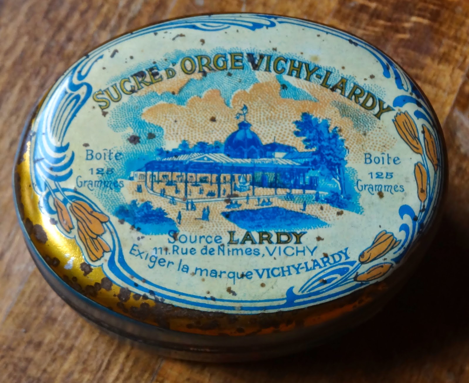 La boîte de bonbons: Pastilles Vichy - (124V)