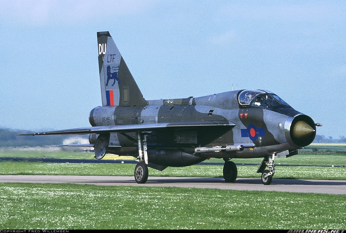 Coronel Von Rohaut: English Electric BAC "Lightning", y la Gran Bretaña ...