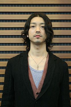 Crows - - Chracter (Mikazuki Blog's): Nobuaki Kaneko As Narumi Taiga (crows actor)