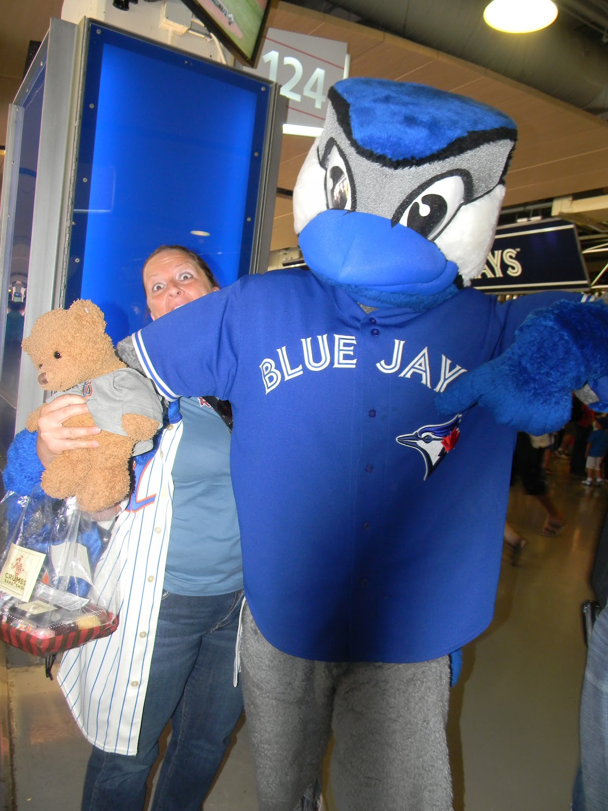 Studious Metsimus: Joey's World Tour: Weekend In Toronto