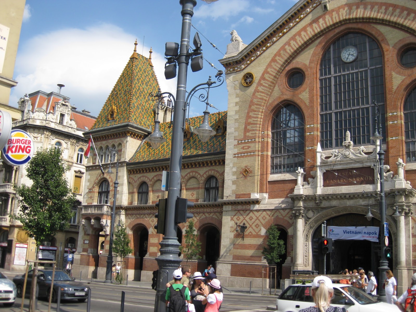 Julie's Zeit: Budapest - eine gemütliche, alte Großstadt