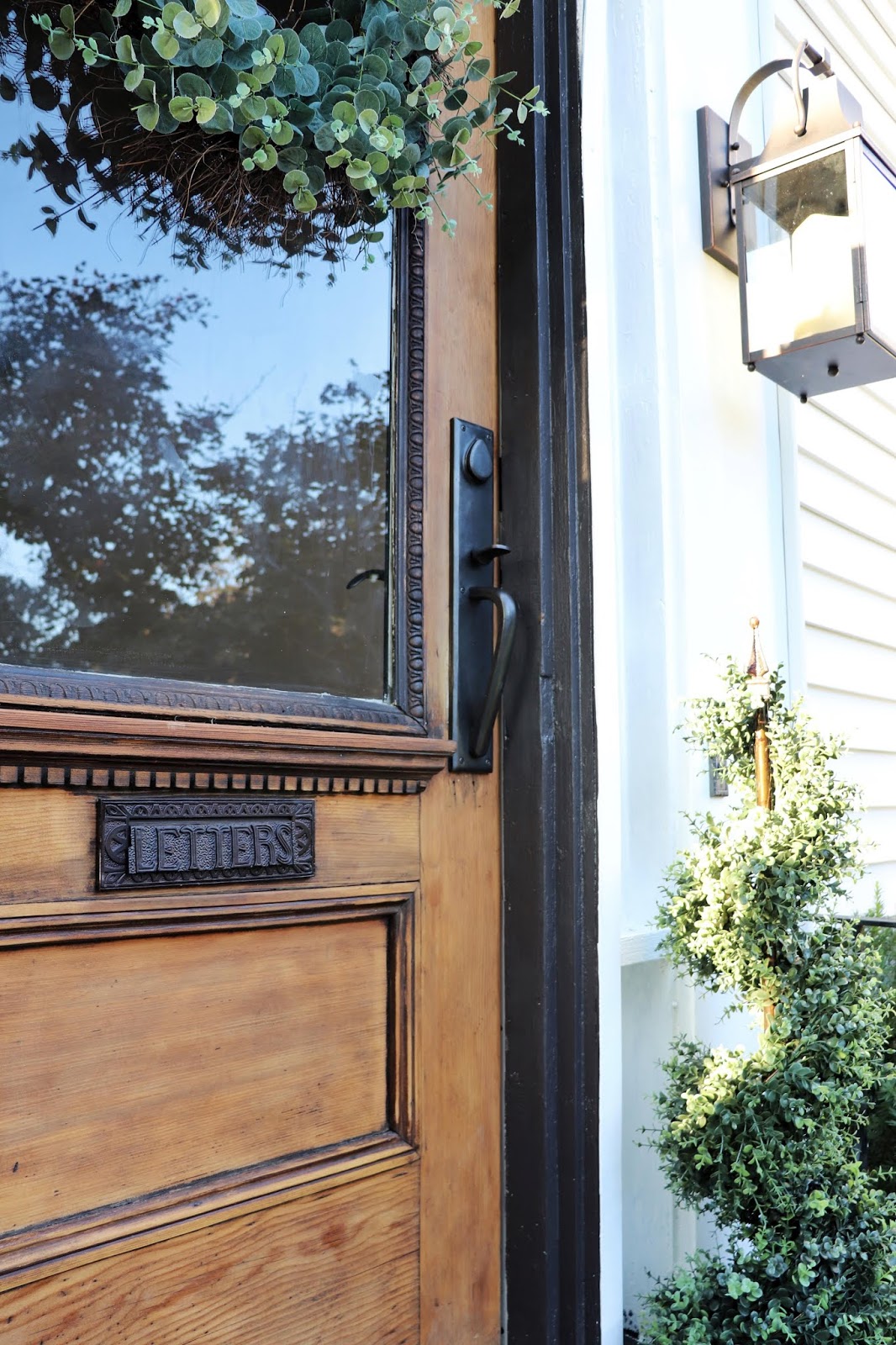 Dressing Up a Drab Front Door/Porch and Keeping the Charm of an Older ...