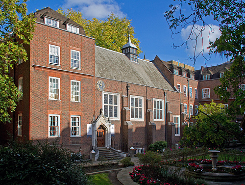 Medieval London : Staple Inn