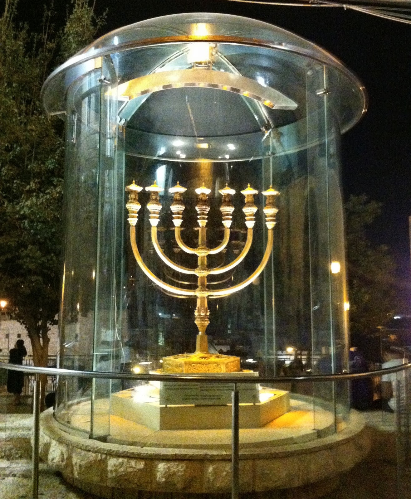 frumlife: URGENT UPDATE: Tefillah for Henny Machlis