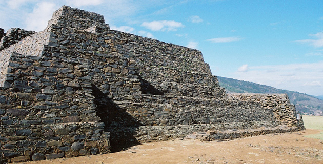 RAICES CULTURALES: Los purepéchas