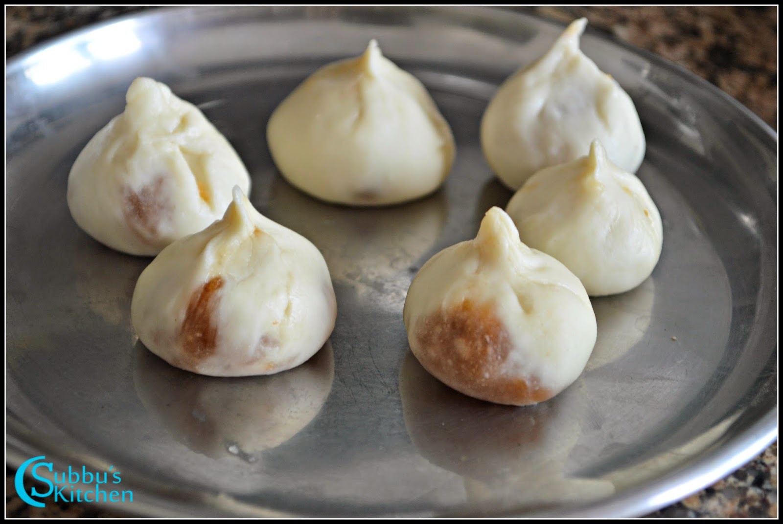 Modhagam Recipe | Fried Modak Recipe - Subbus Kitchen