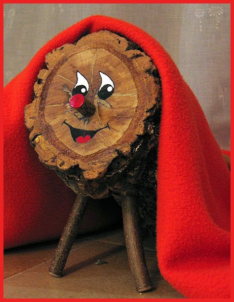 MIL Y UNA HISTORIAS : El Tió de Nadal