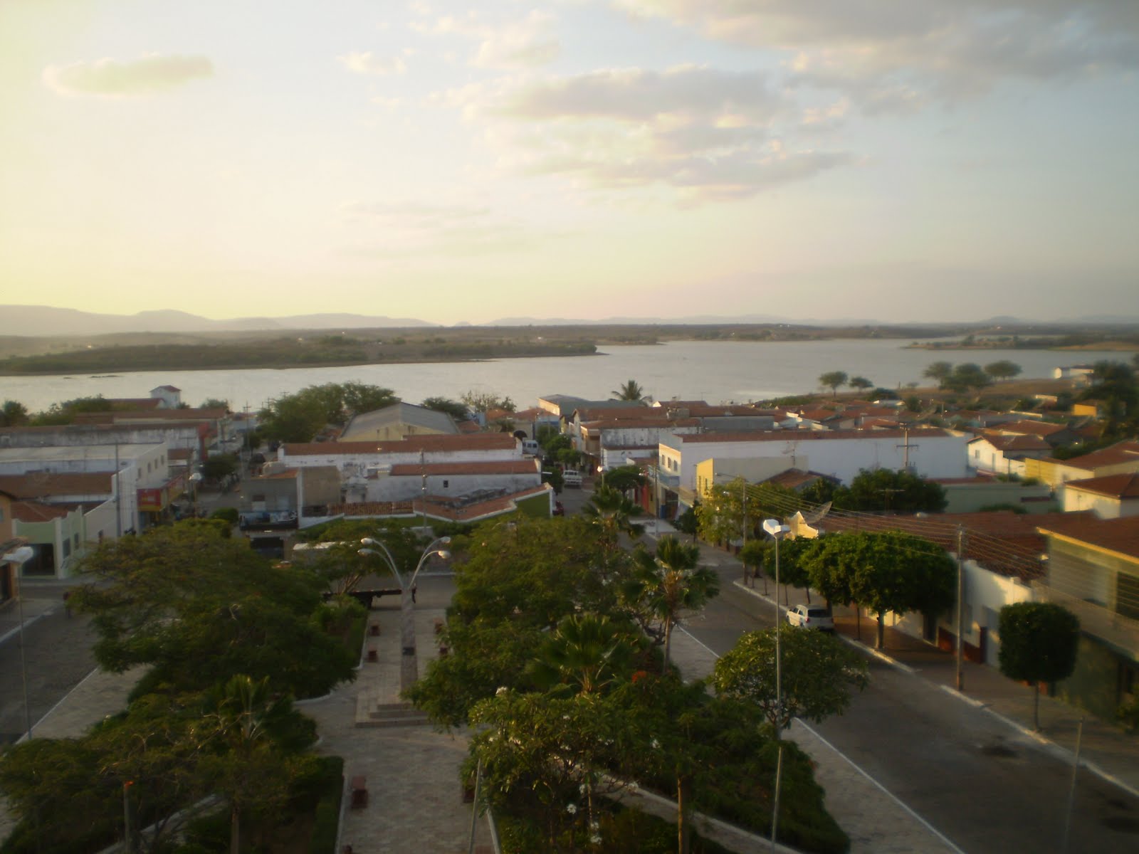 PATRIMÔNIO, MEMÓRIA E EDUCAÇÃO: A EDUCAÇÃO PATRIMONIAL COMO PRÁTICA DE ...