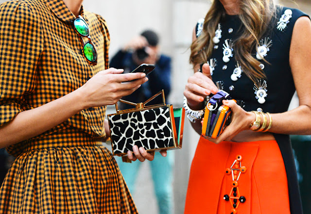 mirrored sunnies - LE CATCH