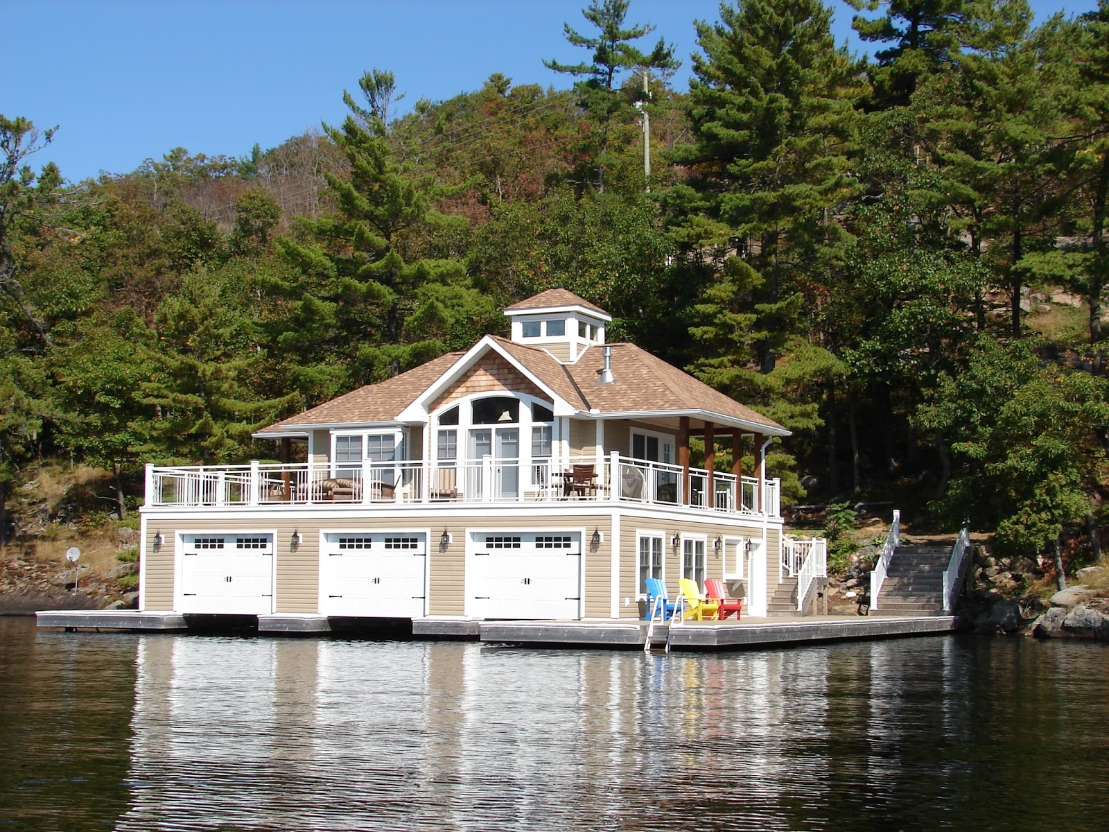 Just things and thoughts: Beautiful Boathouses of Muskoka