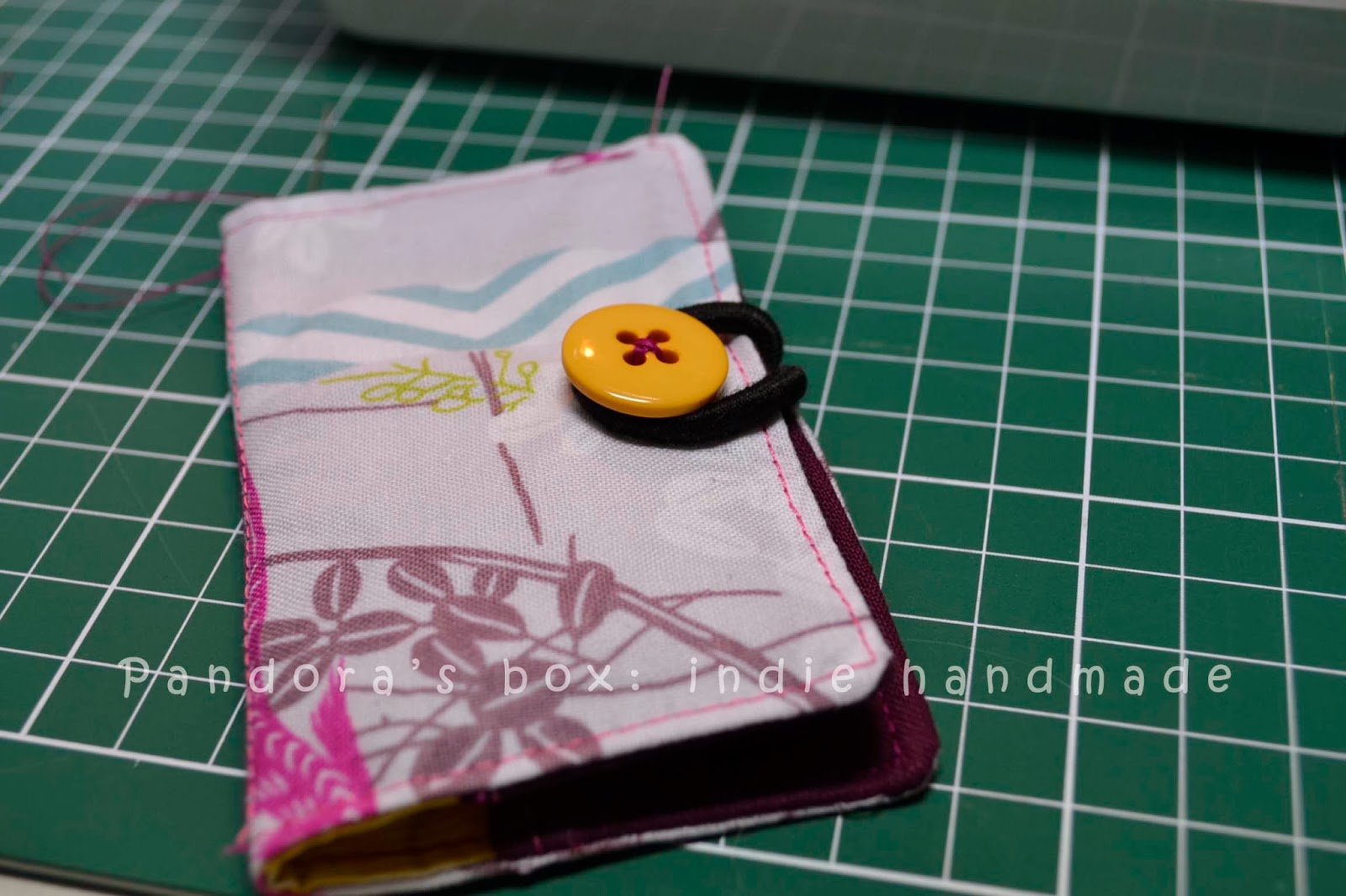 Pandora's box: indie handmade: Easy business card holder tutorial in 10 ...