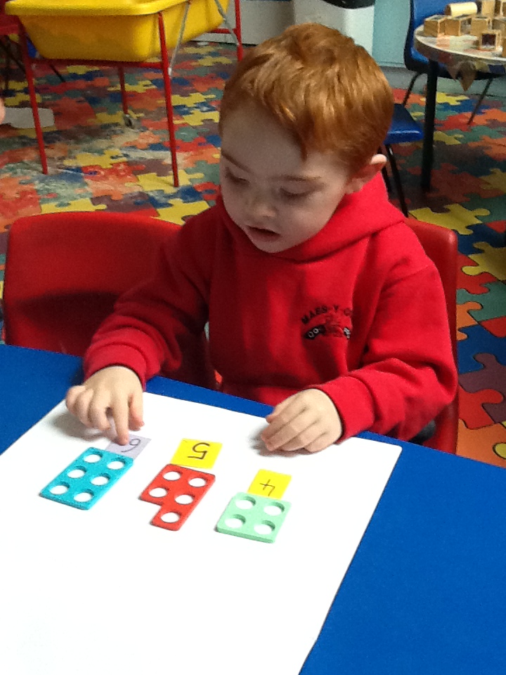 Mrs Jones' Nursery Class: Counting