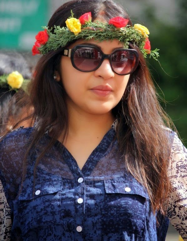 Vijay TV Anchor Ramya Spicy Navel Stills - Cinema Campus