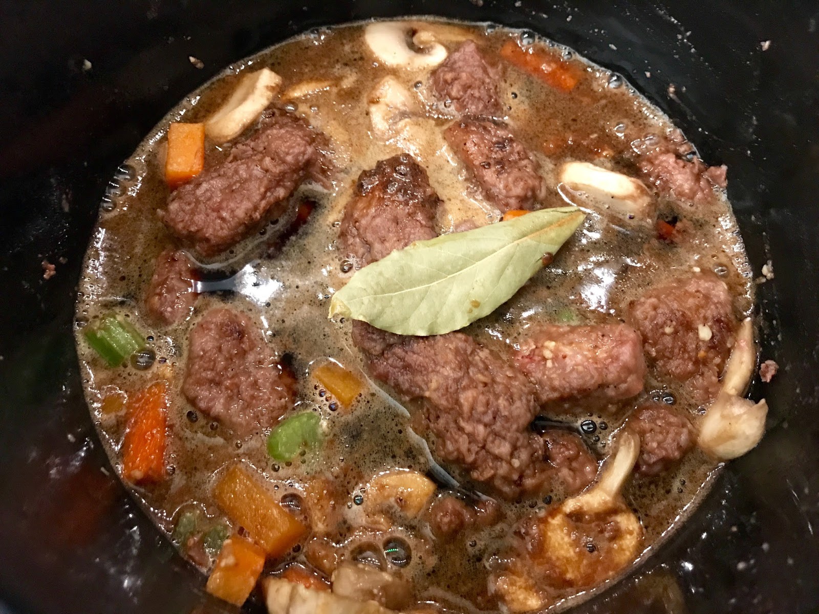 Living on Cloud Nine: STOUT BEEF STEW