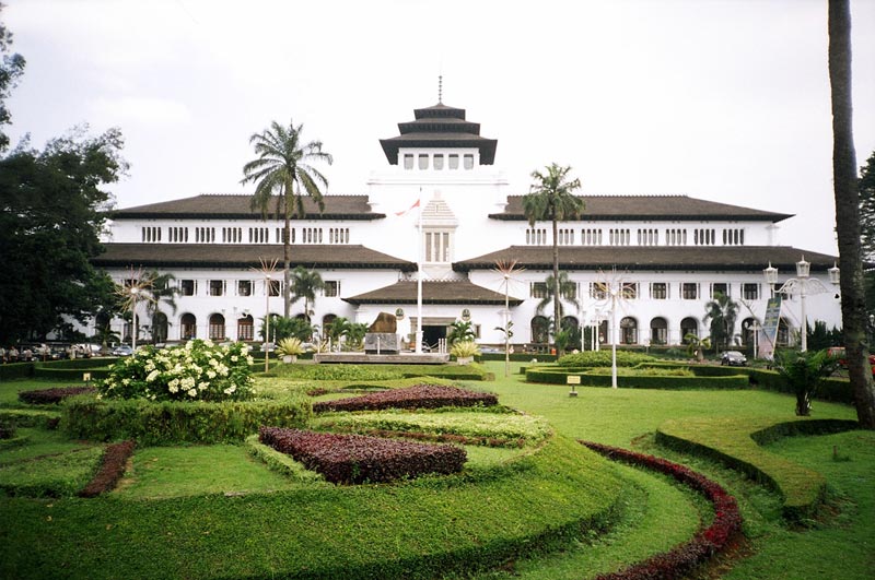West Java Government Building (Gedung Sate) | Pariwisata Indonesia