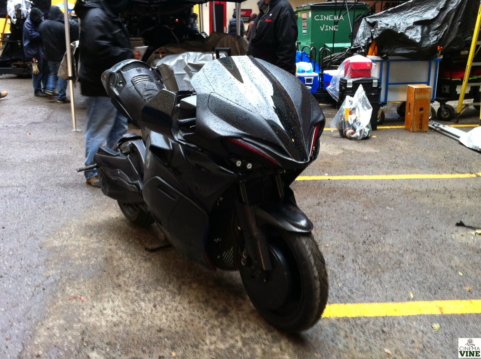 Motoblogn: Omnicorp RoboBike 2014