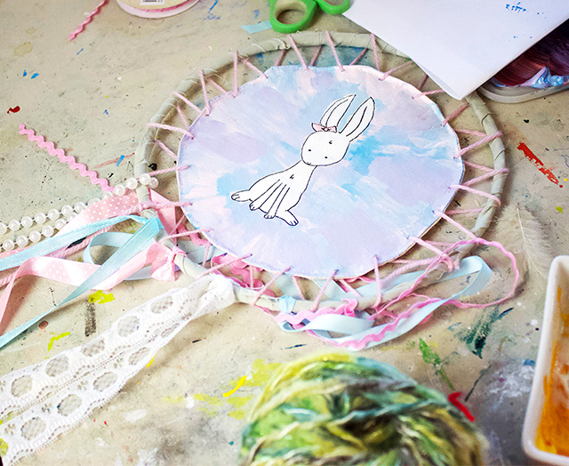 Jules Madden: Kids Craft Project: Painted Dream Catchers