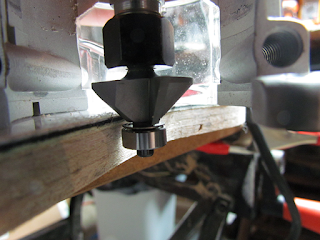 DIY Pearl Danelectro Pickguard Crawls Backward (When Alarmed)