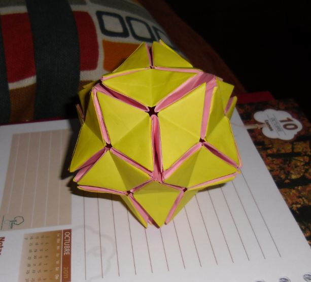 Los chiribiquis de Winga: Transformer ball (origami)