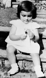 Favouwrites: Elizabeth Taylor as a child