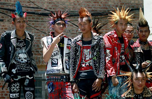 Foto-Foto ANAK PUNK di Myanmar...Ternyata SAMA ama ANAK PUNK di ...