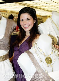 ~BLue Water High~: Fotos de Bec (Kate Bell)