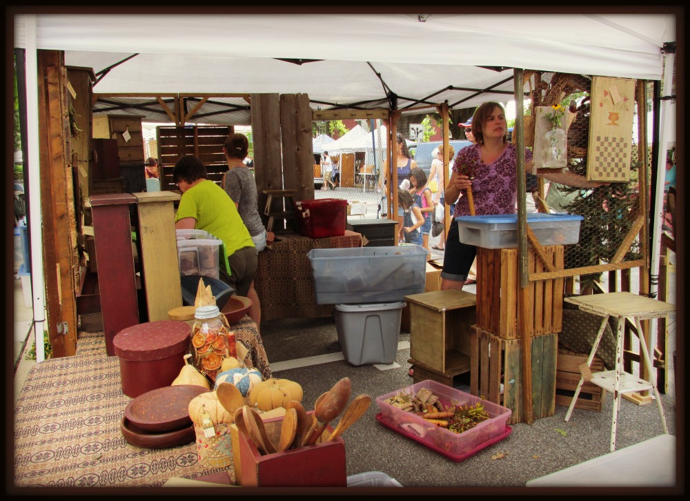 Teresa's Primitive Treasures: Lititz Rotary Club Craft Show 2013