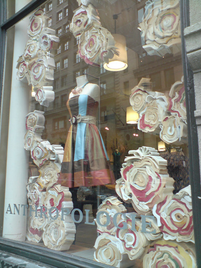 Through the Nixie Glass....: Amazing Recycled Window Displays