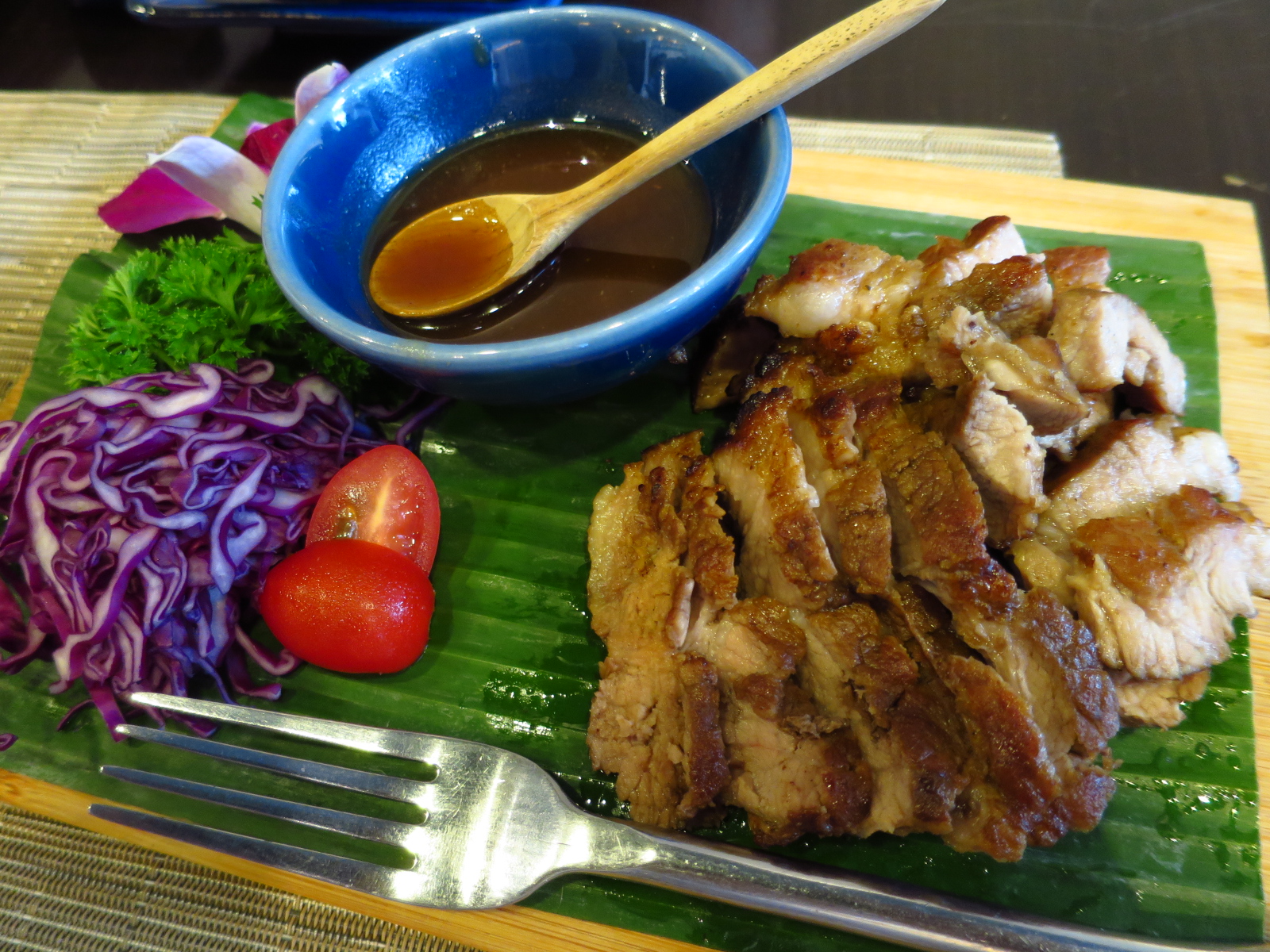 Small Potatoes Make The Steak Look Bigger: Sawadee Thai Cuisine, Tan ...