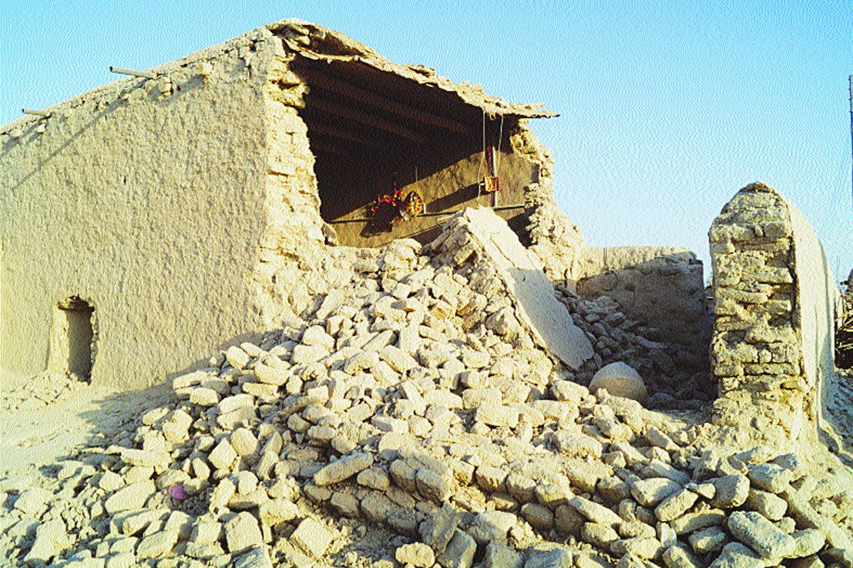 Balochistan Times : Special report: The Awaran earthquake – Fear in a ...