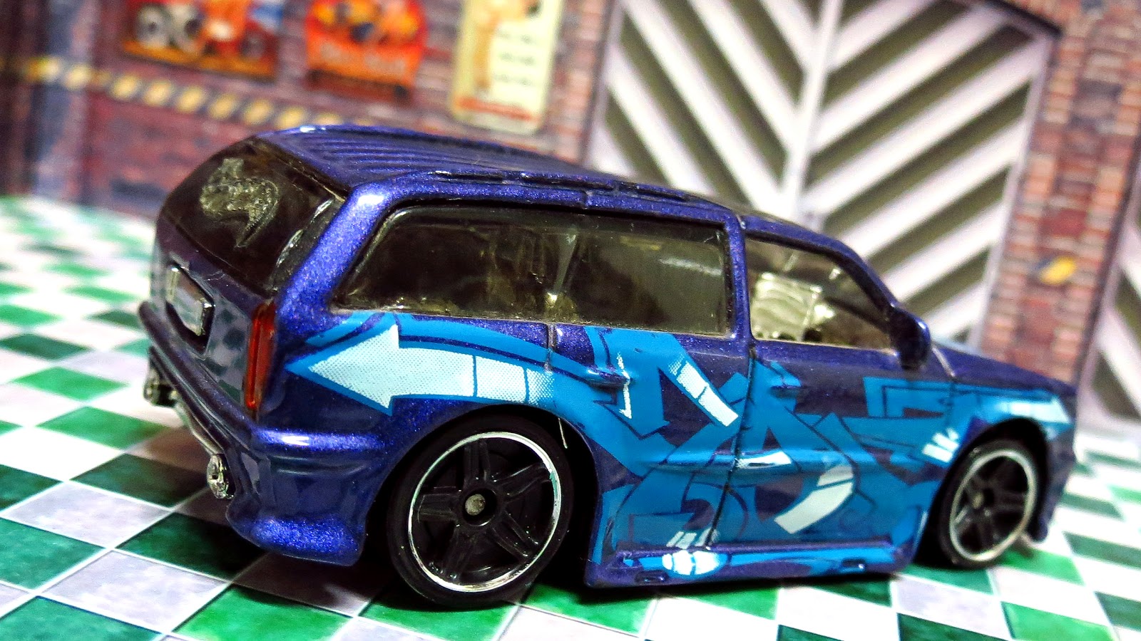 Garagem Hot Wheels: Boom Box