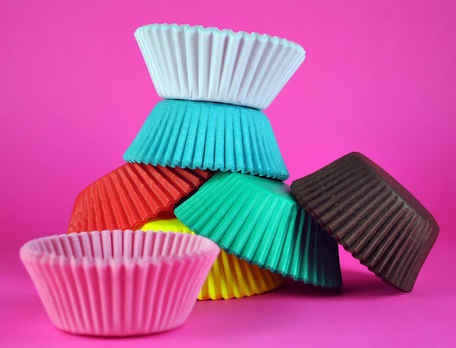 bakery cook and tips: Cupcake Baking 101: Cupcake Liners