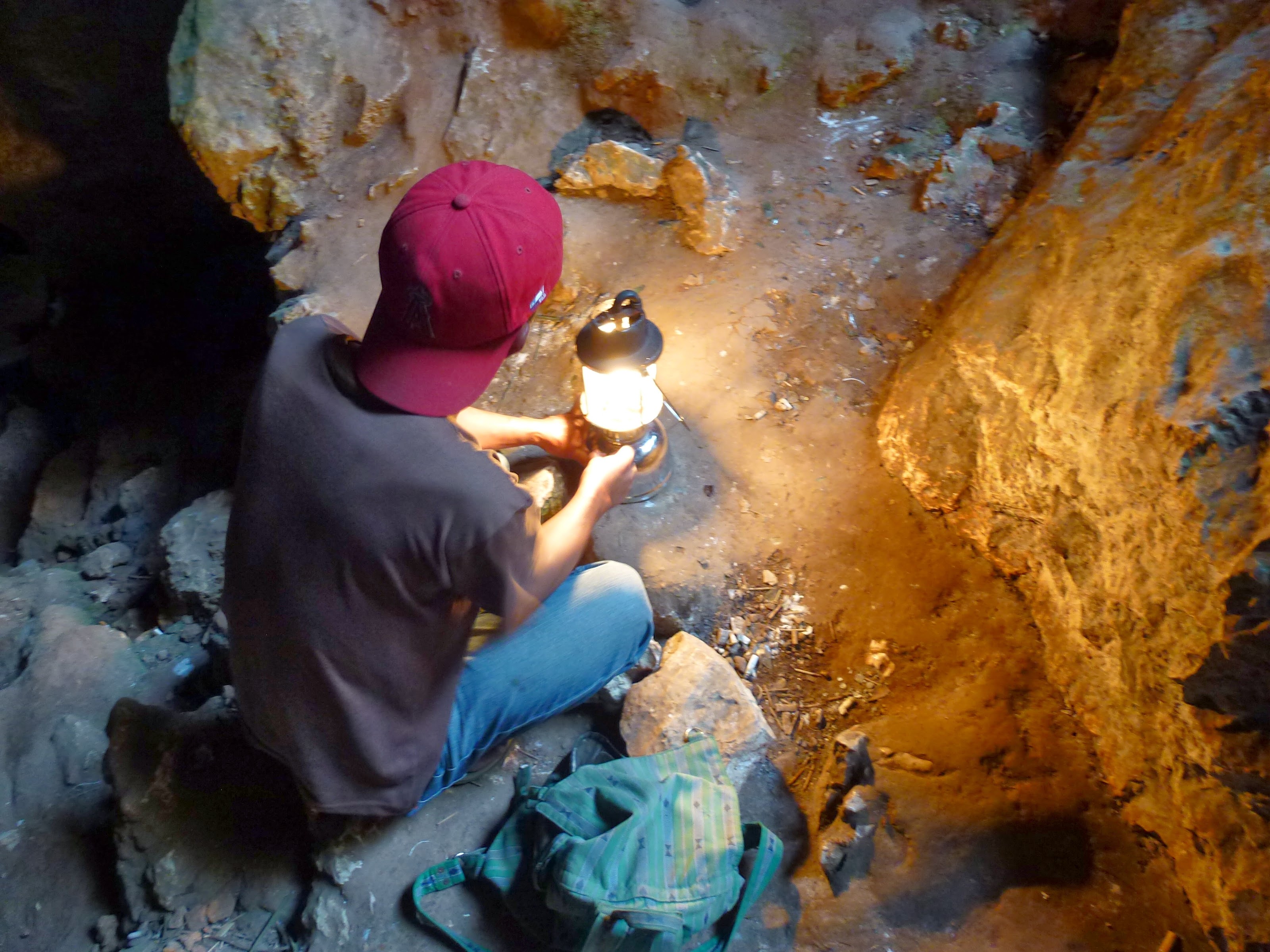 Saskatchewan Snowbirds in Southeast Asia: Spelunking and how to get rid ...
