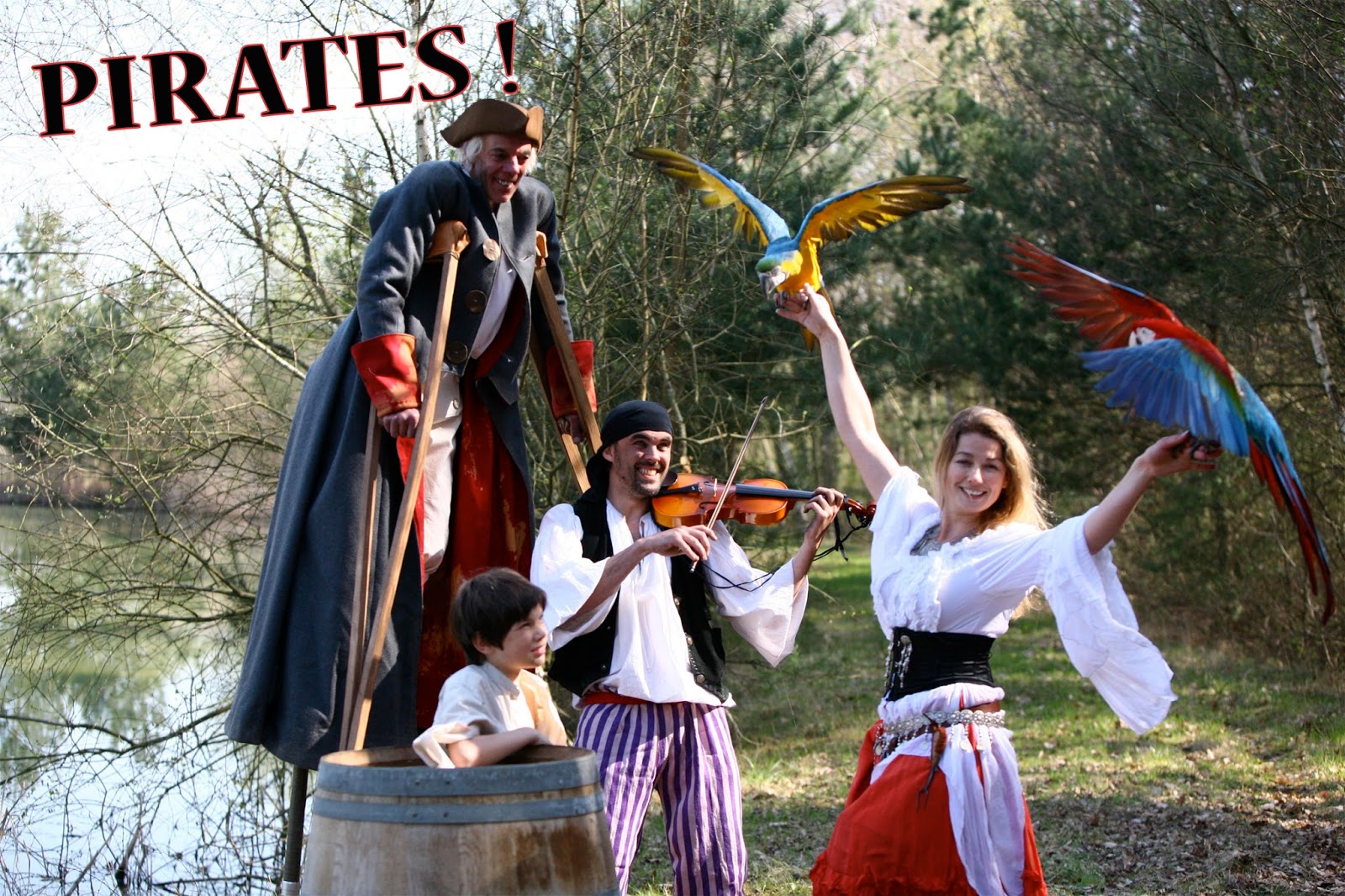 Echassiers, Spectacles de Rue, Clown : NAN ! Compagnie : PIRATES ...