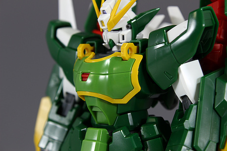 Review: P-Bandai: MG 1/100 Altron Gundam EW by Hobbynotoriko
