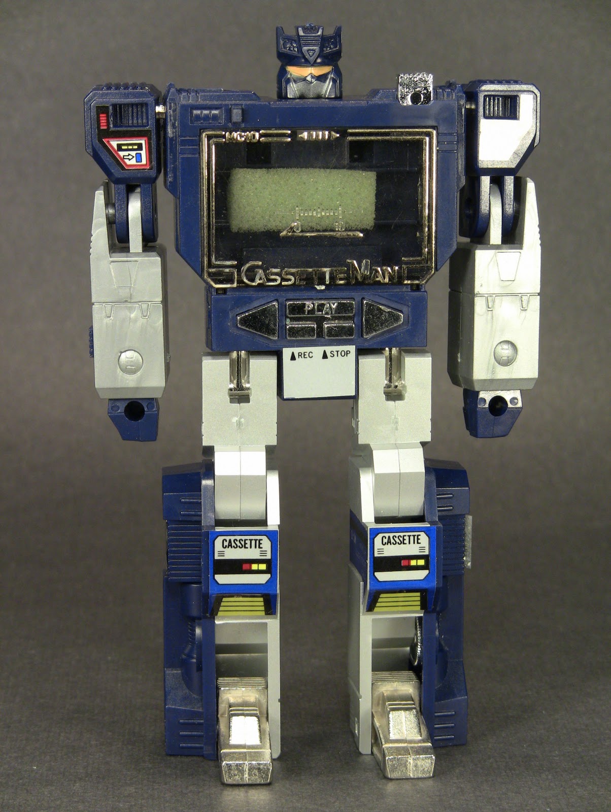 ChachiPower: CASSETTE MAN ! Taiwan Cassett Man bootleg (Soundwave)