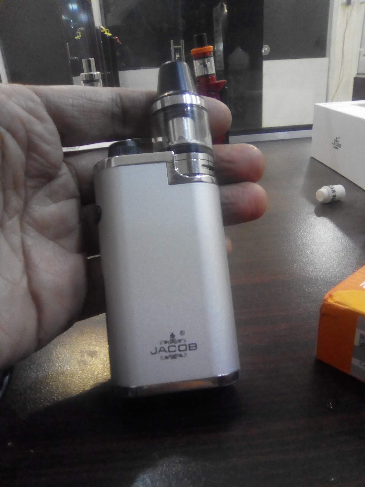Royal Tobacco Lahore: JACOB EGQ 80W VAPE