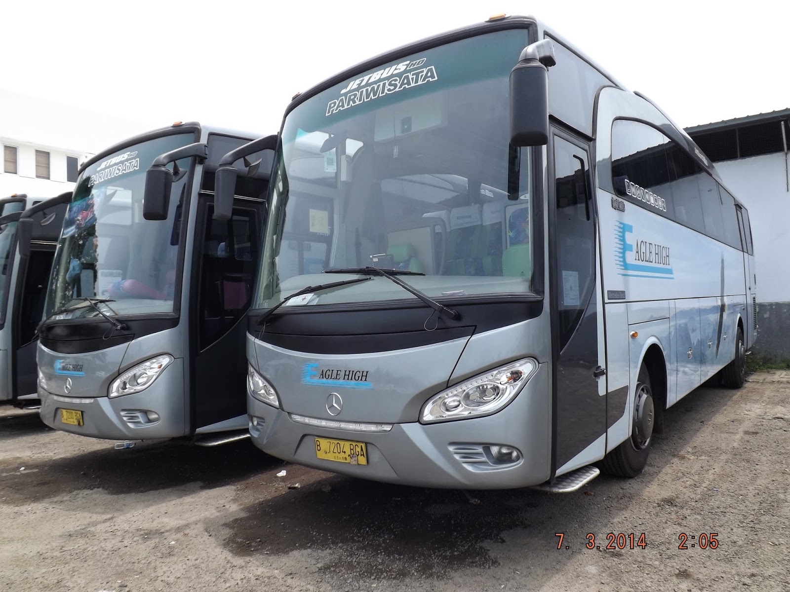 PUSAT SEWA BUS PARIWISATA: GALLERY BUS PARIWISATA