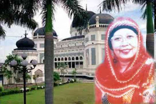 Dra. Hj Nur Asiah Djamil: CIPTAKAN RATUSAN LAGU NASYID ~ MP3 Gambus ...