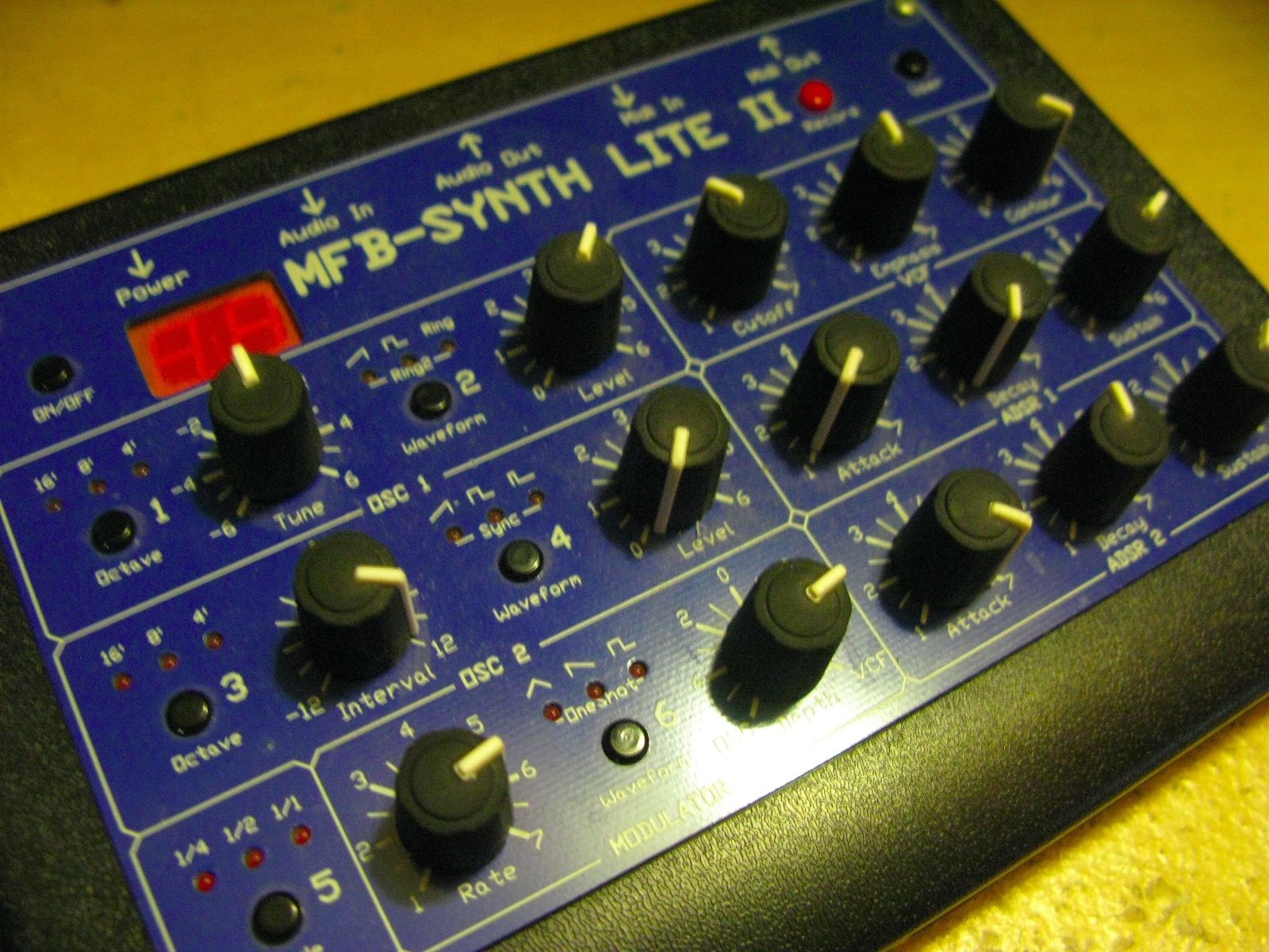 MATRIXSYNTH: MFB SYNTH LITE II