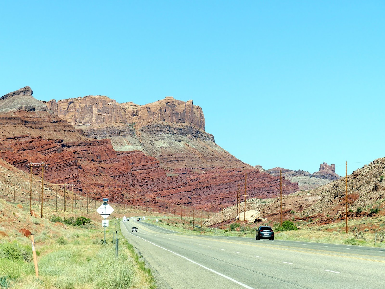 Land Cruising Adventure: Thompson Springs | Utah