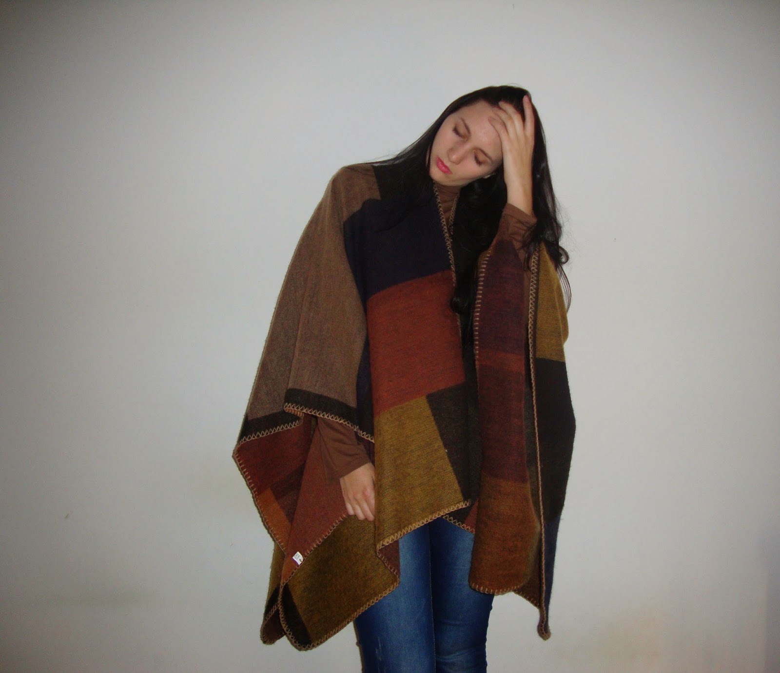 Armario sin Perchas: CÓMO PONERSE UNA CAPA