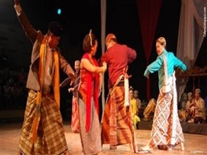 Pengertian Tari Tradisional, Tari Rakyat, Tari Klasik, dan Tari Kreasi ...